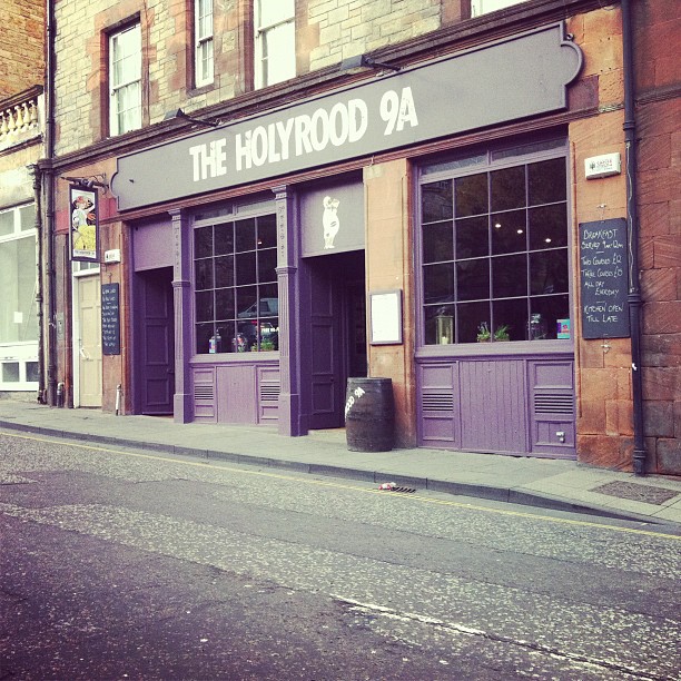 Holyrood 9A, Edinburgh - Dugs n Pubs Dog Friendly Guide